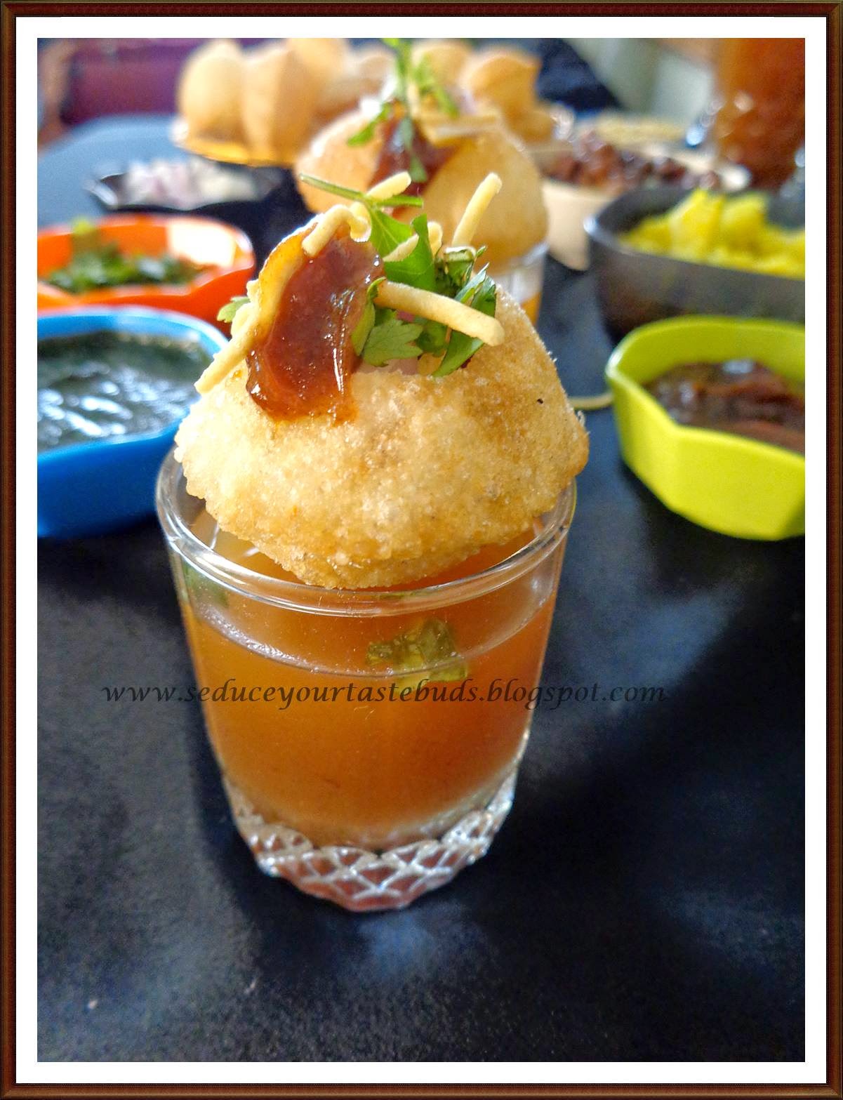 Pani Puri / Gol Gappe for ICC - Seduce Your Tastebuds...