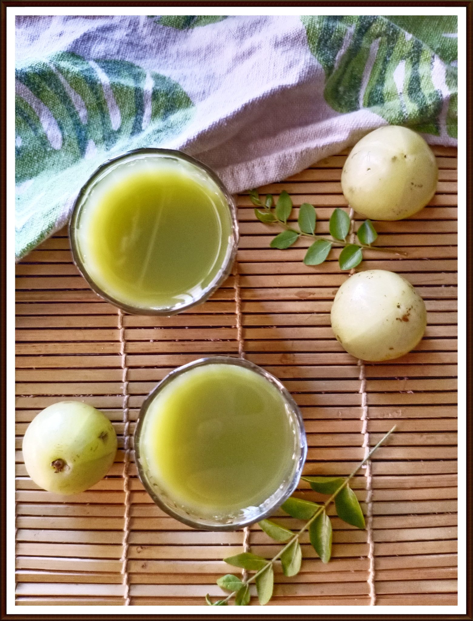 Amla Curry Leaves Juice Recipe - Seduce Your Tastebuds...